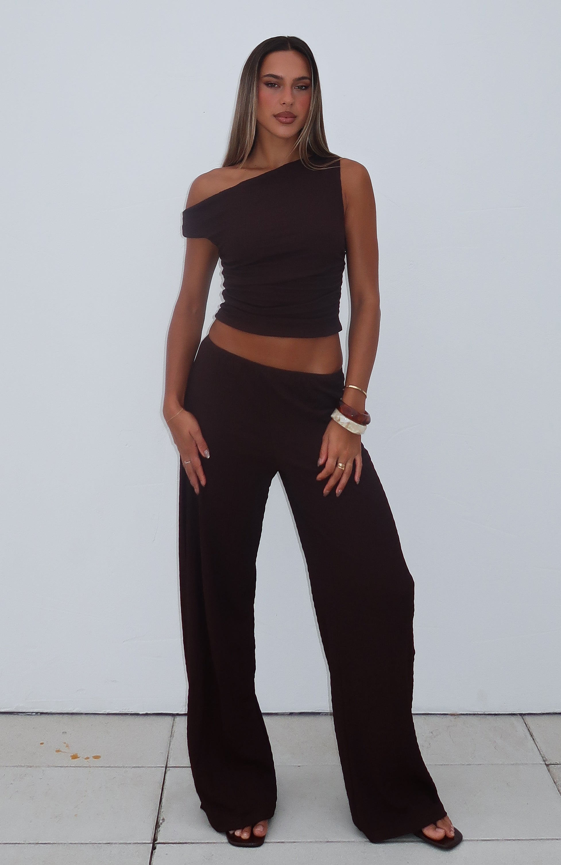 Turn Heads Fast Pants Chocolate | White Fox Boutique US